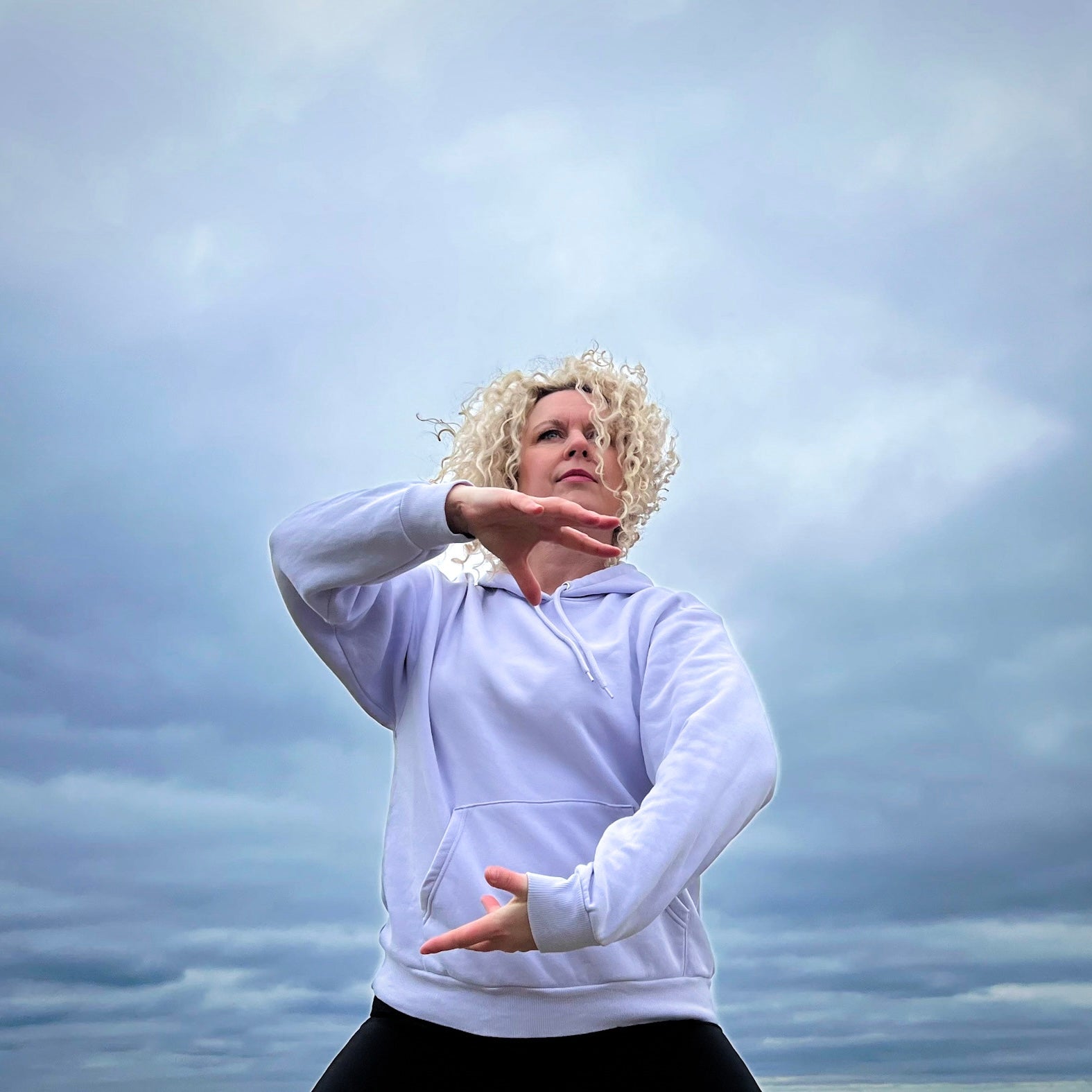 Smidig och Smärtfri rygg med Qigong och Breathwork – Sanna Fo